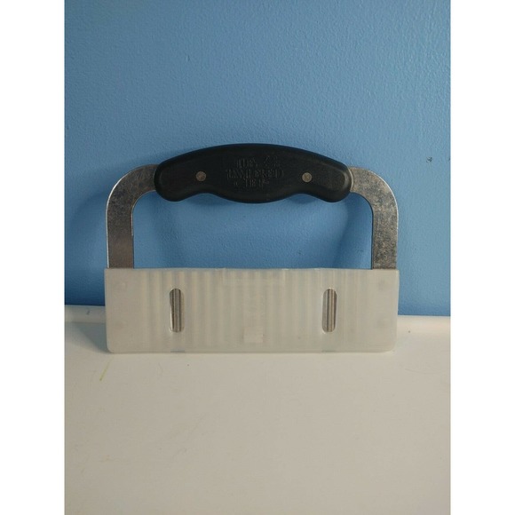 Pampered Chef | Kitchen | Pampered Chef Crinkle Cutter Stainless Steel ...